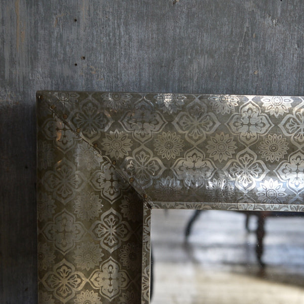 Silver Metal Mirror - Elements i love...